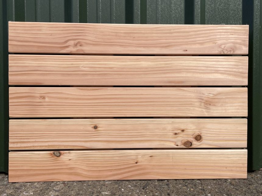 Douglas Fir Fence Timber Boards / Solid Wood Fencing